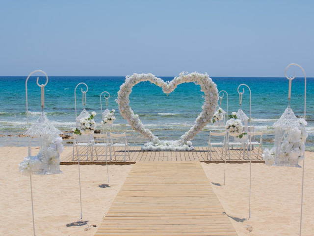 Sirens Beach Weddings | Sirens Beach Wedding Venues | Olympic Holidays