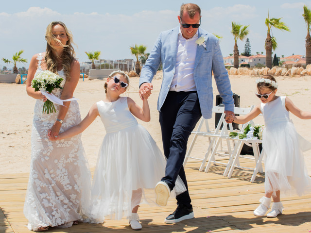 Sirens Beach Weddings | Sirens Beach Wedding Venues | Olympic Holidays