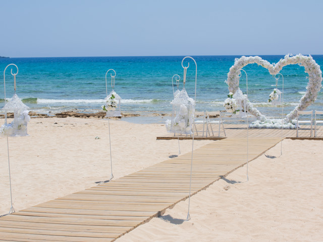 Sirens Beach Weddings | Sirens Beach Wedding Venues | Olympic Holidays