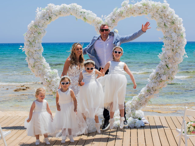 Sirens Beach Weddings | Sirens Beach Wedding Venues | Olympic Holidays